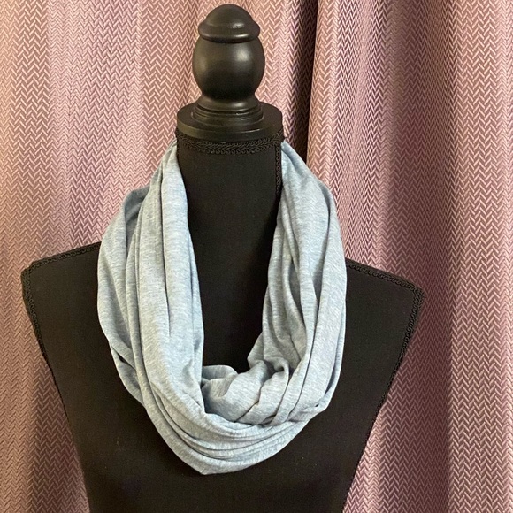 Ultimate Terrain | Accessories | Ultimate Terrain Scarf | Poshmark